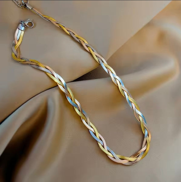 Tri-Color Braided Stainless Steel Necklace: A Blend of Elegance and Du ...